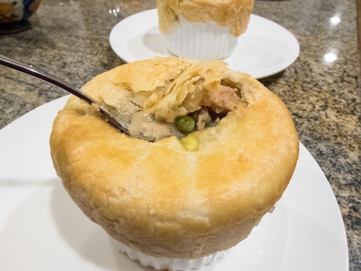 Individual Chicken Pot Pies – Half Pint Garden
